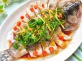 清蒸鲤鱼怎么蒸不腥_清蒸鲤鱼做法大全图