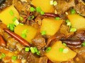 牛腩煲萝卜怎么做好吃_牛腩炖萝卜的秘诀