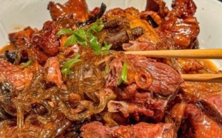 鸡炖蘑菇怎么做_东北小鸡炖蘑菇正宗做法