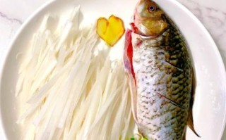 鲫鱼汤怎么炖才白_鲫鱼汤的做法步骤详解