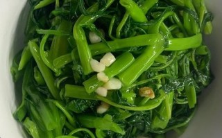 空心菜怎么炒好吃_空心菜炒前要不要焯水
