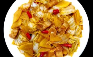 白菜炒土豆片怎么做_白菜炒土豆片先炒哪个