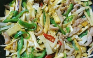 菠萝蜜丝炒肉禁忌_什么人不能吃