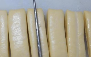 油条怎么和面才蓬松_油条的家常做法