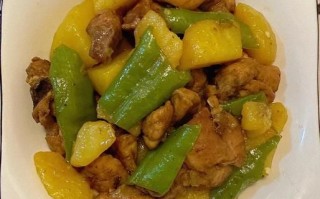 鸡肉炖土豆怎么做才好吃_鸡肉炖土豆家常做法