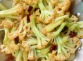 花菜怎么炒好吃_花菜怎么焯水才脆