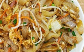 炒河粉怎么炒不粘锅_家常炒河粉做法视频