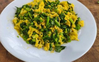 清炒山野菜怎么做_清炒山野菜有哪些营养