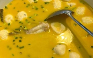 鱼丸汤怎么做才弹牙_鱼丸汤用什么鱼最好