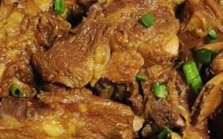 高压锅炖排骨放多少水_排骨炖多久才软烂