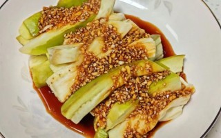 蒜泥茄子料汁怎么调_蒜泥茄子酱汁配方