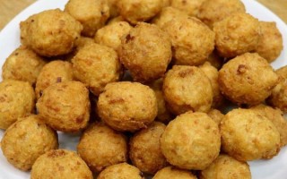 炸猪肉豆腐丸子怎么做_炸丸子为什么容易散