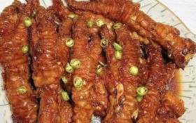 虎皮鸡爪怎么煮好吃_虎皮鸡爪的做法步骤