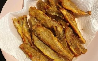 小黄鱼怎么炸才好吃_小黄鱼炸多久才酥脆