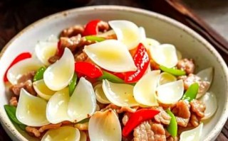 新鲜百合怎么炒好吃_百合炒什么菜最搭配