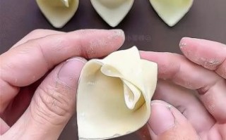 元宝馄饨怎么包_元宝馄饨的做法步骤