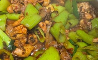 青椒辣子鸡怎么做_正宗川味做法