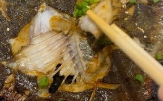 煎多宝鱼怎么做才外酥里嫩_家常煎多宝鱼最详细做法