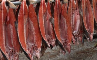 咸大马哈鱼怎么做好吃_咸大马哈鱼的家常做法