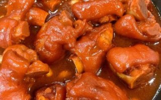 猪脚怎么炖才好吃_猪脚炖多久才软烂