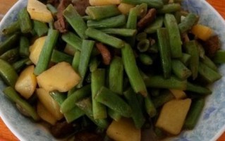 刀豆土豆怎么烧好吃_刀豆土豆红烧做法