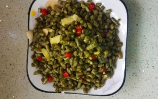 酸豆角怎么腌制才脆_腌酸豆角要不要焯水