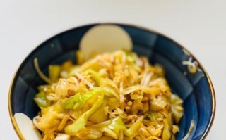 豆芽炒饼怎么做_豆芽炒饼的家常做法