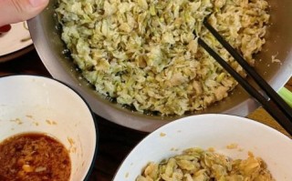 蒸槐花蒸菜怎么做_蒸槐花蒸菜的家常做法