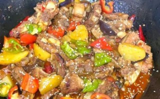 黄焖排骨怎么做才好吃_黄焖排骨的家常做法