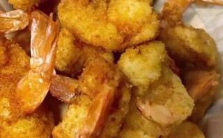 面包糠炸虾球怎么做_如何让虾球外酥里嫩