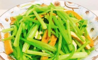 香干炒芹菜热量是多少_减脂能吃吗