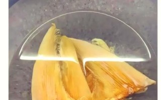 鱼翅怎么泡发_鱼翅的家常做法步骤