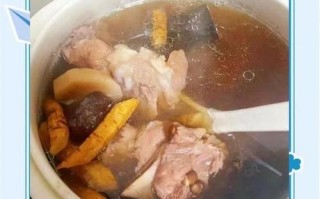 广东人煲排骨汤放什么材料_广东排骨汤经典配料