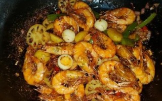 干锅怎么做好吃_干锅底料怎么炒才香