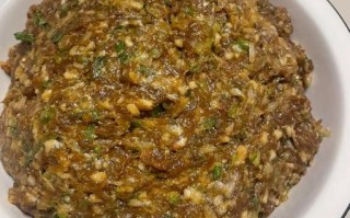 大葱肉饺子馅怎么调好吃_大葱猪肉馅调馅秘诀