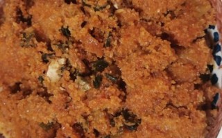 粉蒸肉怎么做才好吃_粉蒸肉的家常做法