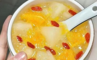 雪梨和银耳一起煮的功效_雪梨银耳汤能天天喝吗