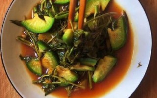 香椿不焯水直接炒着吃有毒吗_香椿不焯水直接炒的正确做法