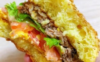 牛肉汉堡怎么做_家庭版牛肉汉堡配方