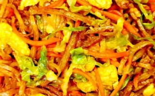 炒饼丝怎么不粘锅_家常炒饼丝做法窍门