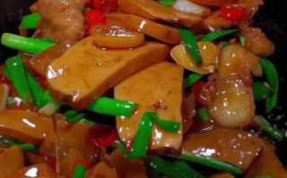 炒卤香干的家常做法_香干怎么炒才入味