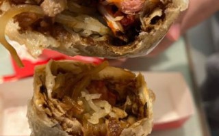 熏肉卷饼怎么做_熏肉卷饼家常做法