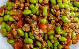 青豆炒什么菜好吃_青豆搭配哪些食材更营养