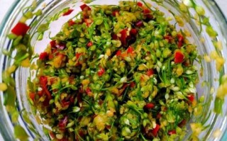 韭菜花酱怎么做_韭菜花酱制作窍门