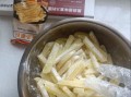 炸薯条冷冻的做法_冷冻薯条怎么炸才脆