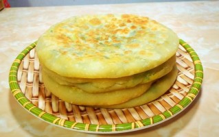 馅饼怎么和面软_馅饼和面技巧