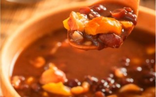 红豆糖水的作用与功效_红豆糖水可以天天喝吗