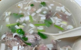 羊肉汤怎么炖才好吃_羊肉汤去膻味的最佳方法