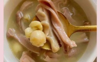 莲子猪肚汤的做法_莲子猪肚汤的功效与禁忌