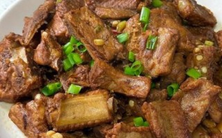 红烧排骨怎么做_家常红烧排骨的做法视频